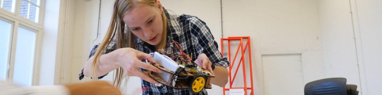 Innovate with students · RoboHouse