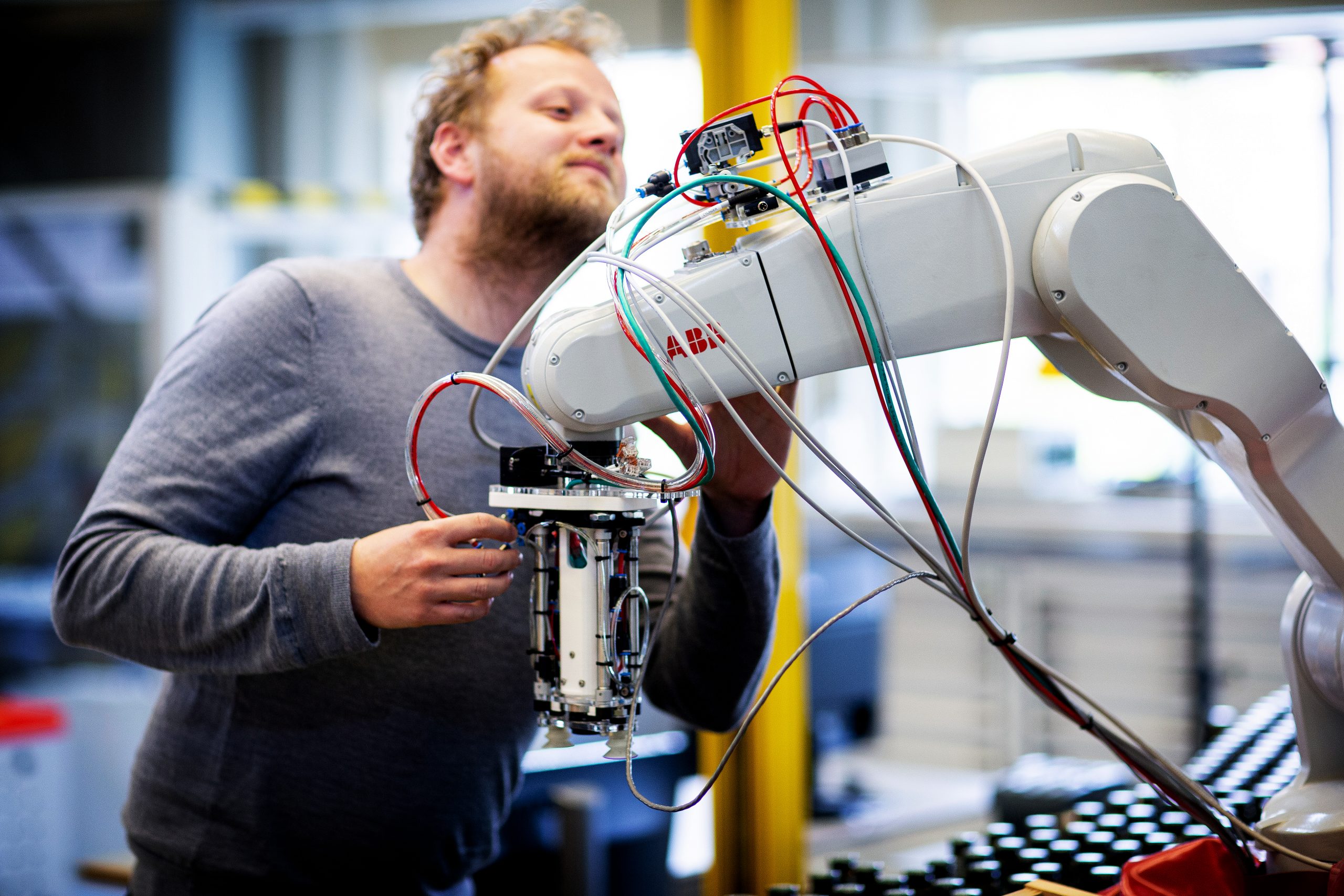 Demodag van MKBdoet: productie uitbreiden met techniek · RoboHouse